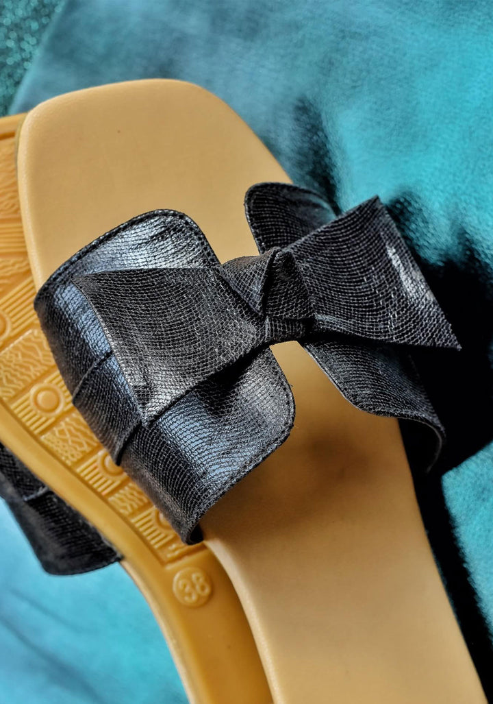 Black Bow - Slides – Boulevardone.com